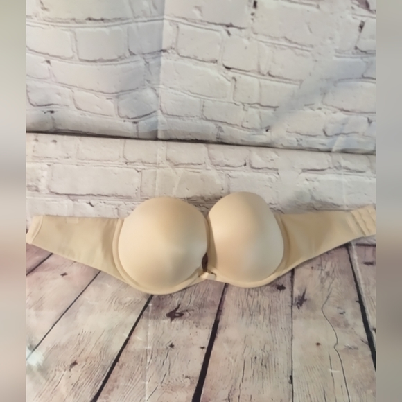 Wacoal | Intimates & Sleepwear | Wacoal Neutral Tan Padded Bra Size 3dd ...